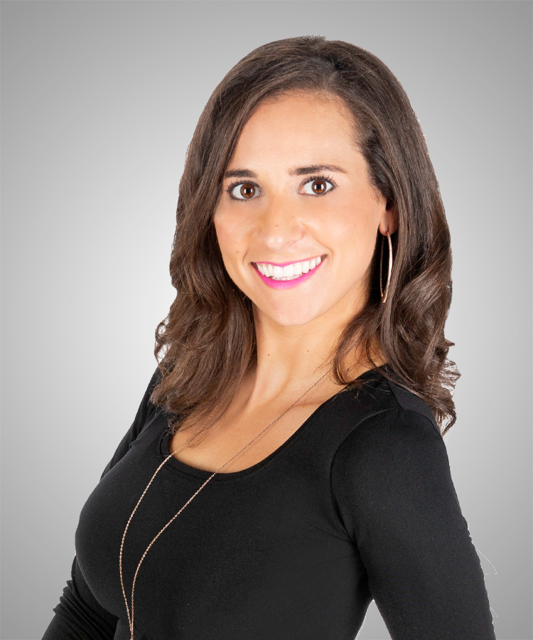 Real Estate Agent – Lauren Lucido - Bob Lucido Team