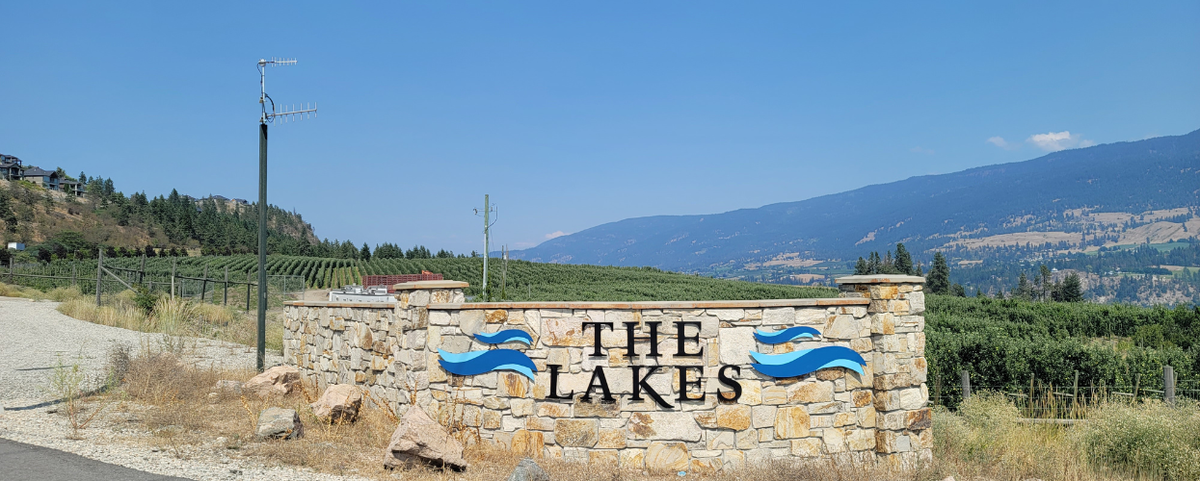 The Lakes Community - Lake Country, BC Neighbourhood Closeup! - Bra...