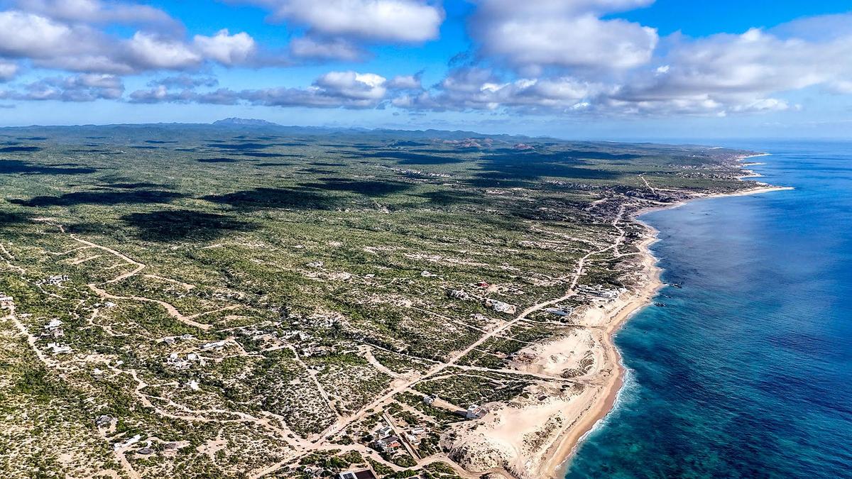 East Cape Real Estate | The Ultimate Buyers Guide -Luis Acosta -Re...