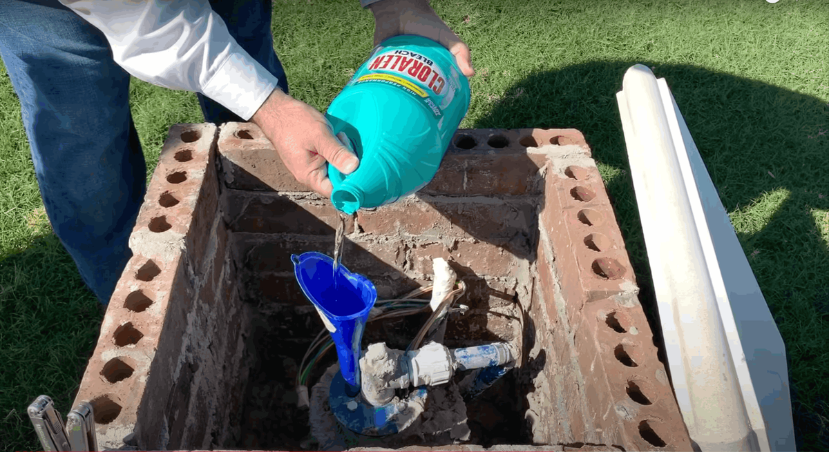 This Video will walk you through how to Bleach/Disinfect your water...