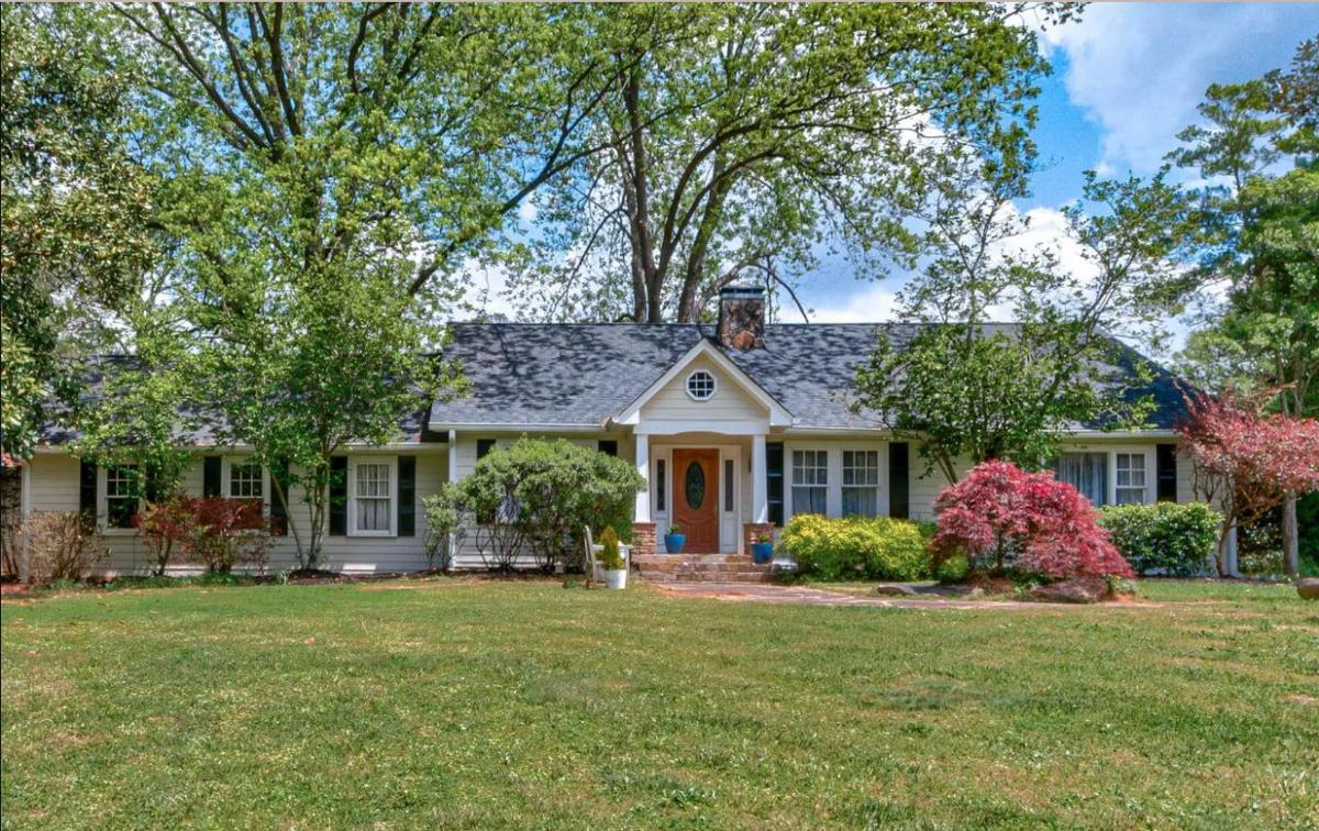 Homes for Sale in North Georgia - Ranch Style Homes in Alpharetta G...
