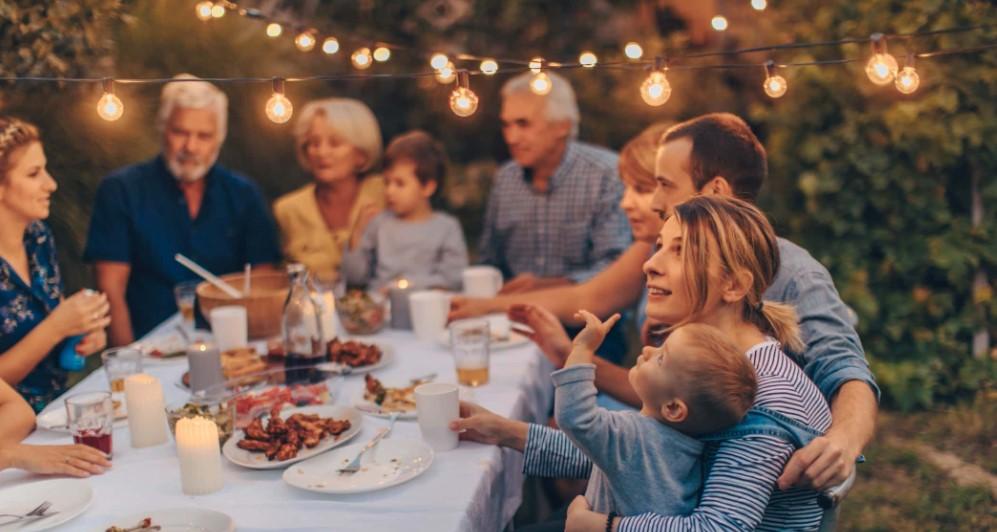 Hosting the Perfect House Party - Luxe Omni eXp Realty | Top Real E...