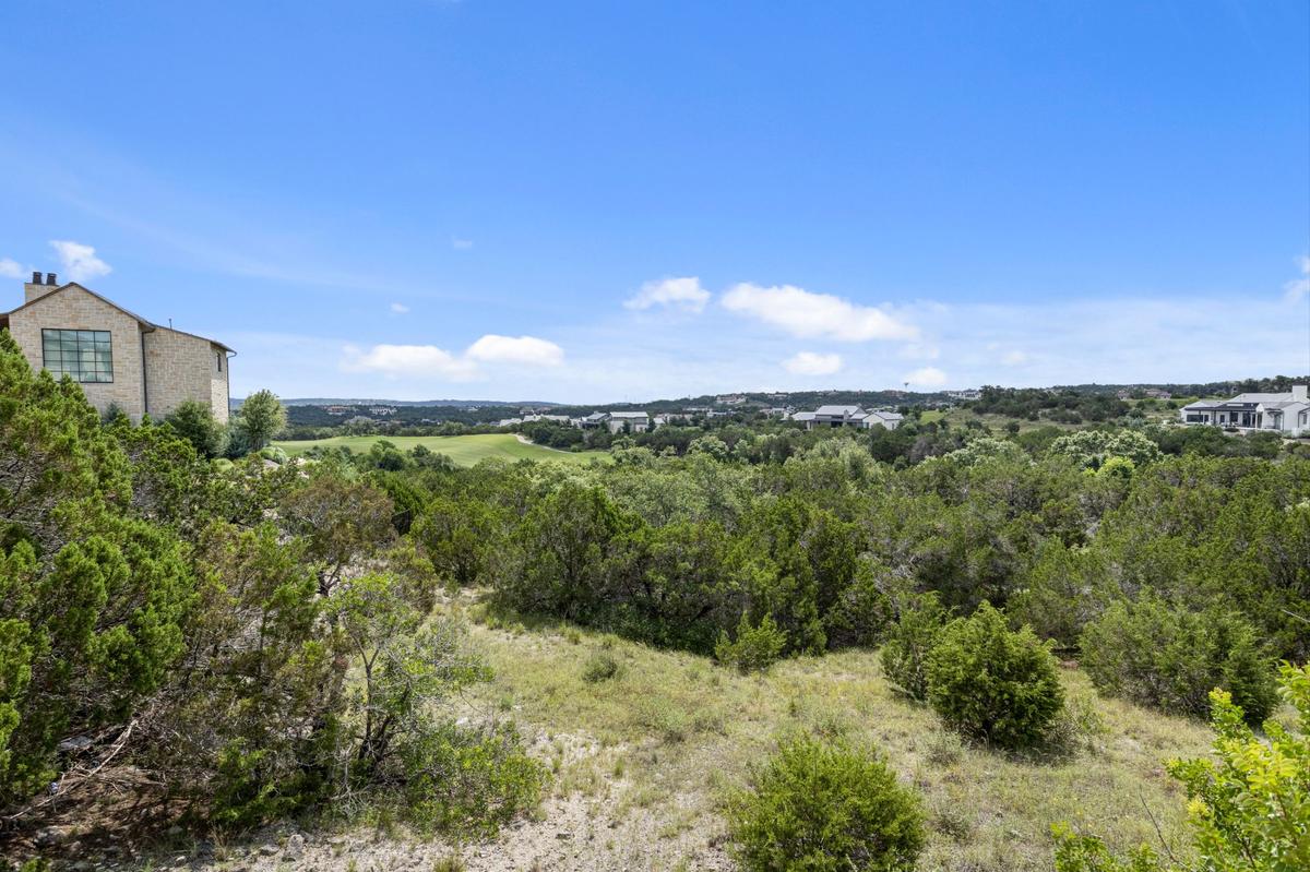 UPSIDE REALTY Residential & Commercial Real Estate - in Austin Met...