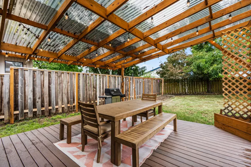 Understanding the Basics of a Reverse Mortgage - Traci And Morgan B...