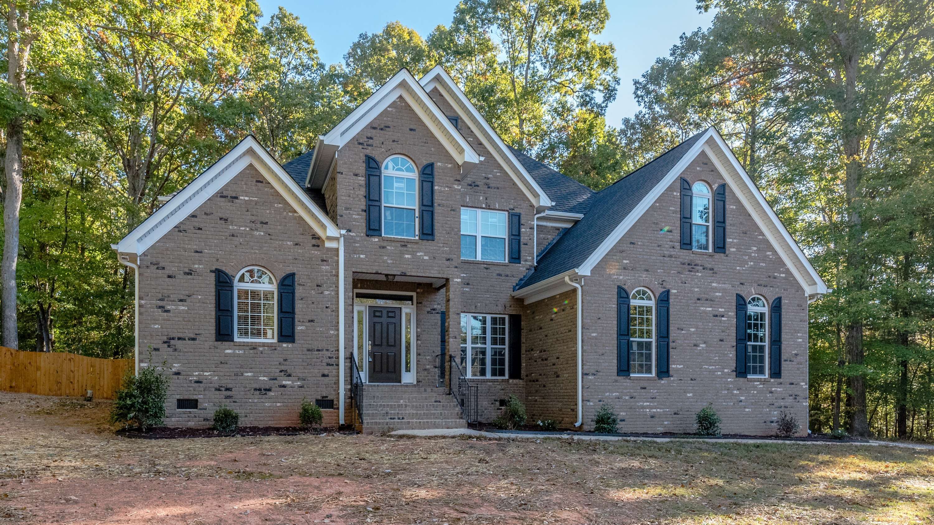 Real Estate - Leigh Brown & Associates - Leigh Brown & Associates