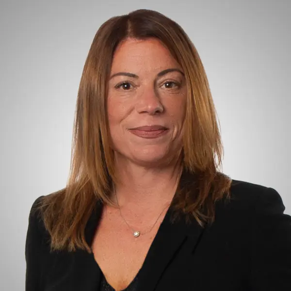 Real Estate - Holly Ritchie Team Powered by Lucido Global - #1 Kell...