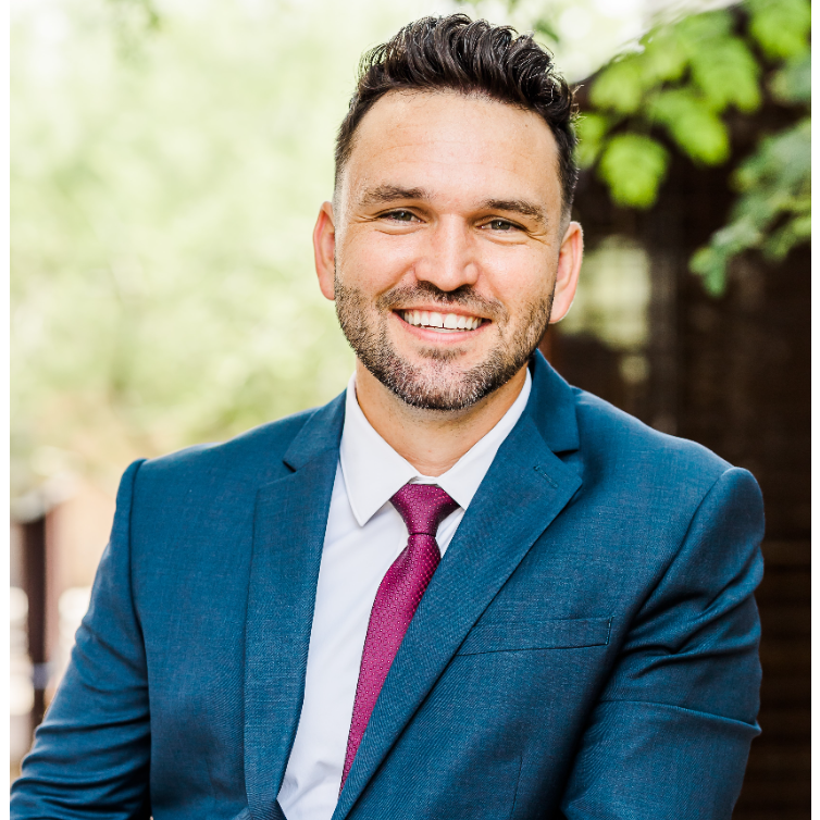 Real Estate Agent – {{Ross Mark}} - The Riddle Group