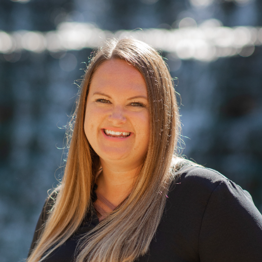 Real Estate Agent – Danielle Cline - DC Rise Real Estate