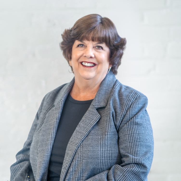 Real Estate Agent – Sherri Hopfe - Truen Group | Real