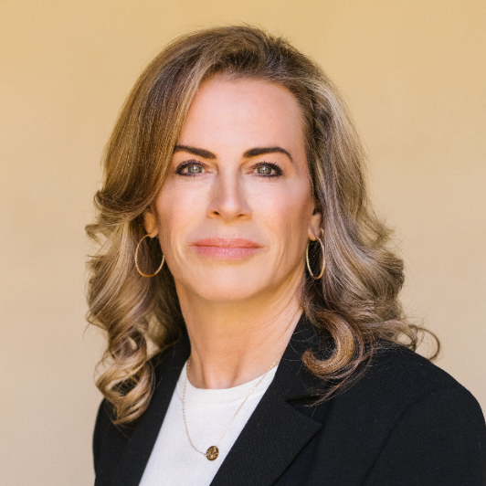 Real Estate Agent - Laura Lester - Silverleaf Realty