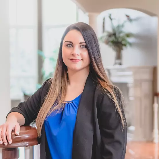 Corona Realty Group - Real Estate Agent - Jaime Birks