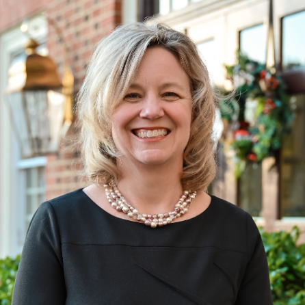 Real Estate Agent – Leigh Anne Parks - Chorey & Associates Realty,