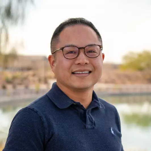 Real Estate - Kerry Herdt - Realty One Group Eminence