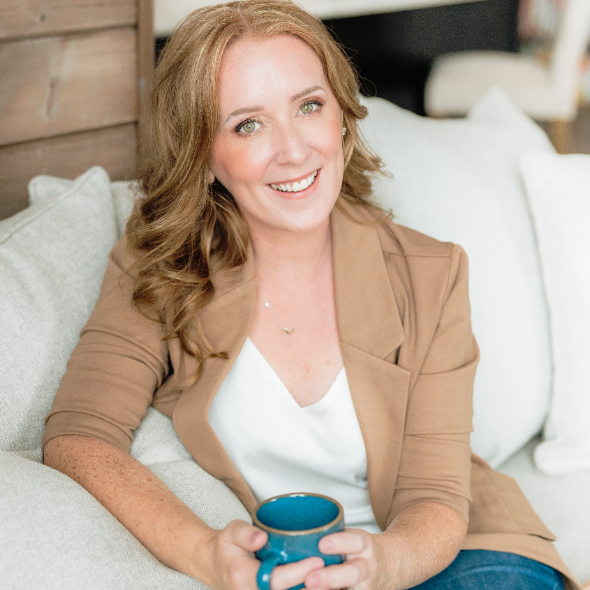 Real Estate Agent - Rebecca Redman-Hamaoui