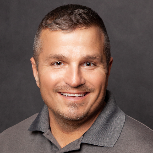 Real Estate Agent – Jason McFarland - Town and Country Realtors