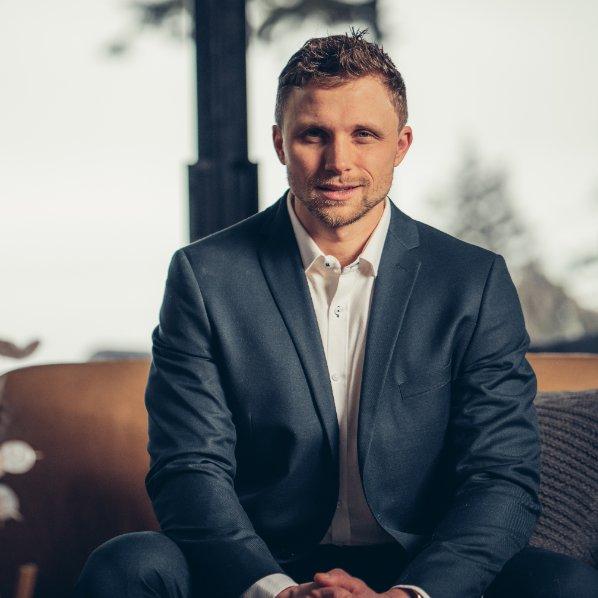 Real Estate Agent – Aaron Reynolds - Exp Realty - Nanaimo