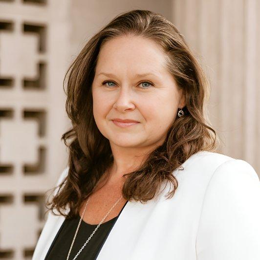 Real Estate Agent – Christina Archer